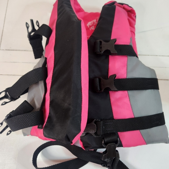 Bass Pro Shops | Other | Bass Pro Shop Flotation Vest Type 3 Pfd Child ...
